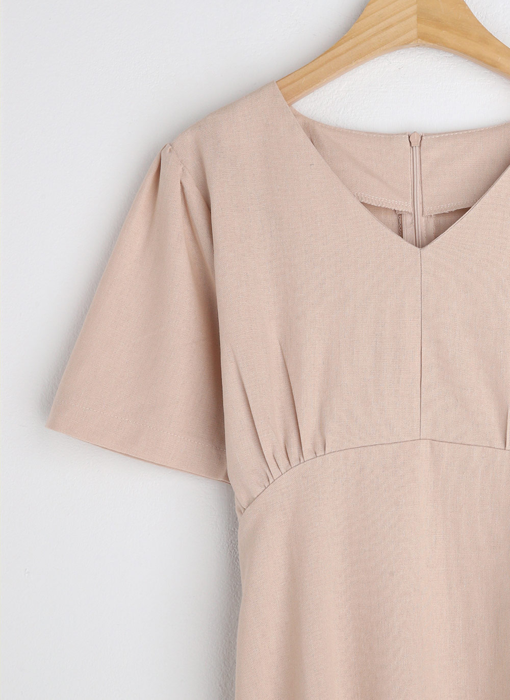 リネン混Vネックリボンワンピース | レディースファッション通販 - DHOLIC