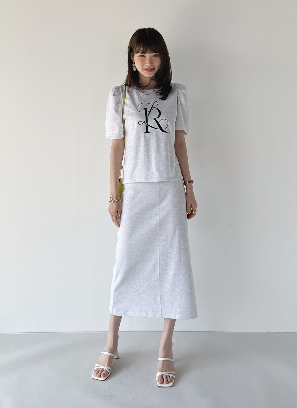 RロゴパフTシャツ&スカートSET | レディースファッション通販 - DHOLIC