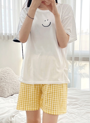 スマイル半袖Tシャツ&2TYPEパンツSET | レディースファッション通販 - DHOLIC