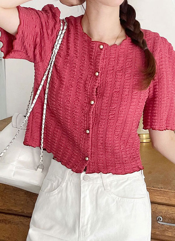 エンボスゴールドボタンパフ袖ブラウス | レディースファッション通販 - DHOLIC