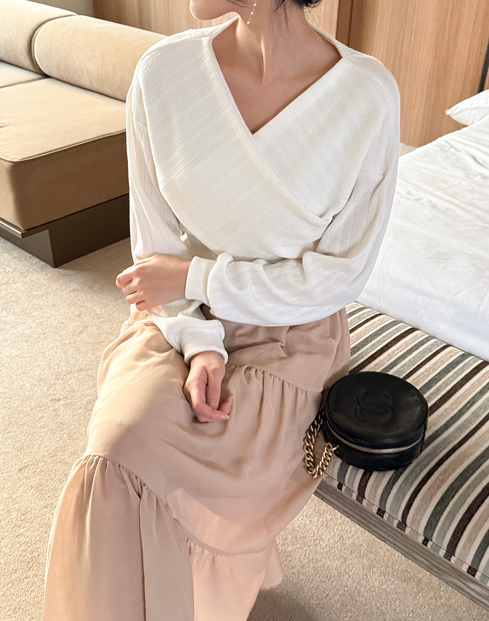 クロスVネックリブTシャツ | レディースファッション通販 - DHOLIC