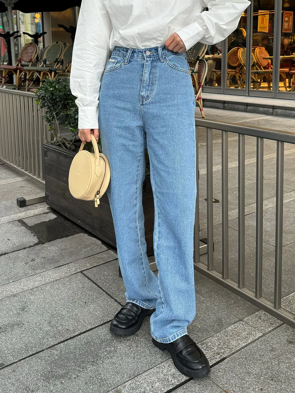 フェイクレザーパッチストレートデニムパンツ | レディース フェイクレザーパッチストレートデニムパンツ | レディース