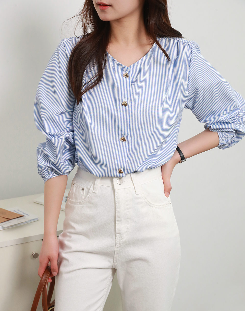 2TYPEハートボタンパフブラウス | レディースファッション通販 - DHOLIC