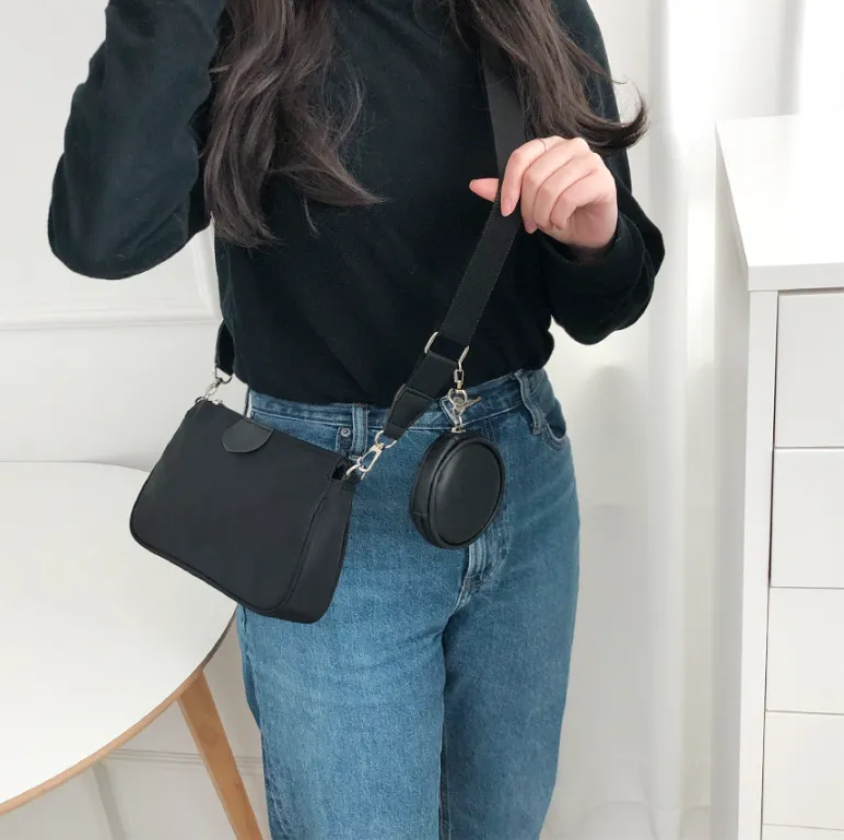 ポーチ付3WAYスクエアバッグ | レディースファッション通販 - DHOLIC