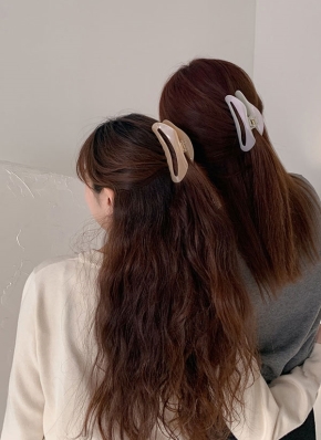 カットハーフムーンバンスクリップ | レディースファッション通販 - DHOLIC