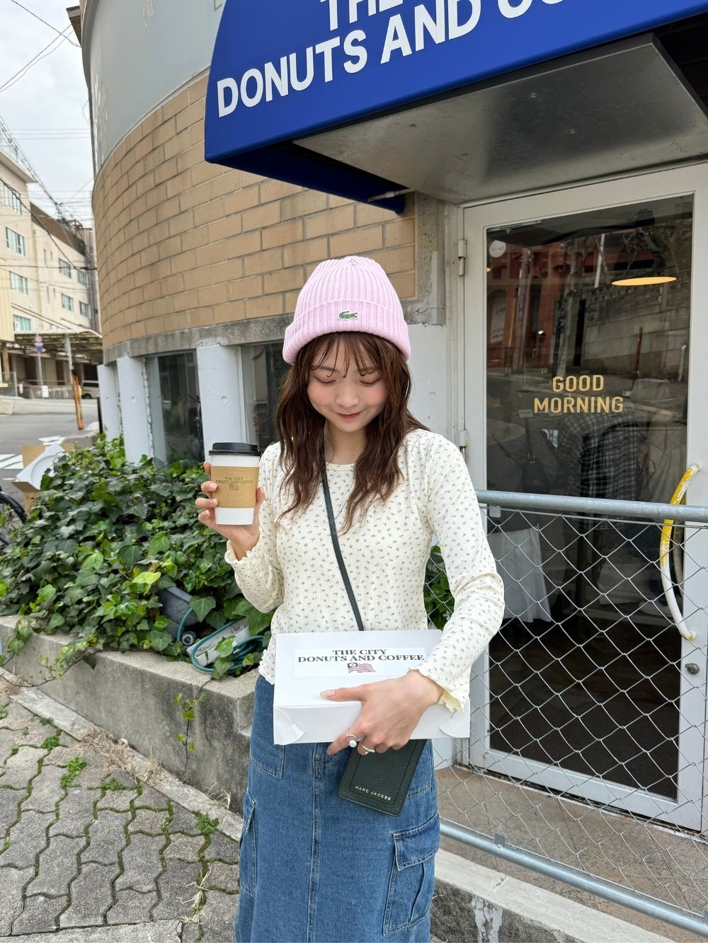 小花柄メロウロングスリーブTシャツ | レディースファッション 小花柄メロウロングスリーブTシャツ | レディースファッション