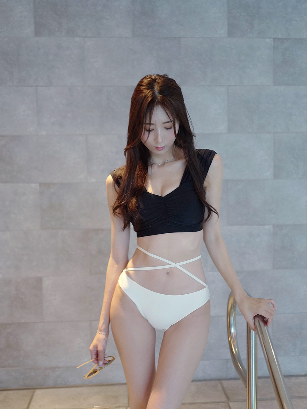 カップ付シャーリングビキニトップ&6TYPEビキニショーツSET | レディースファッション通販 - DHOLIC