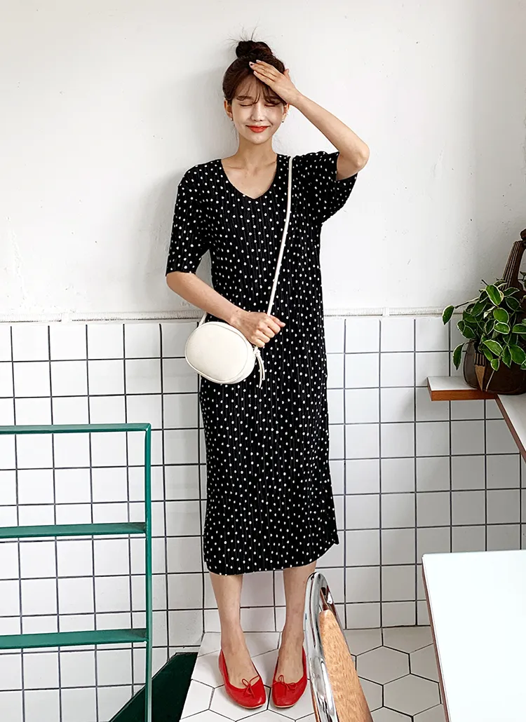 2TYPEパターンVネックプリーツワンピース・全2色 | レディースファッション通販 - DHOLIC