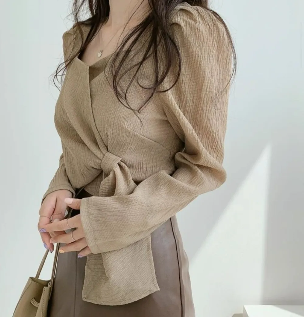 リンクルパフ半袖ラップ調タイブラウス | レディースファッション通販 - DHOLIC