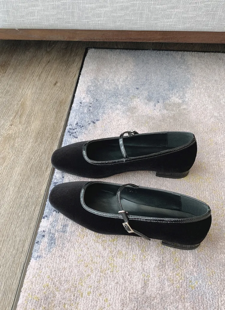 ベロアメリージェーンシューズ | レディースファッション通販 - DHOLIC