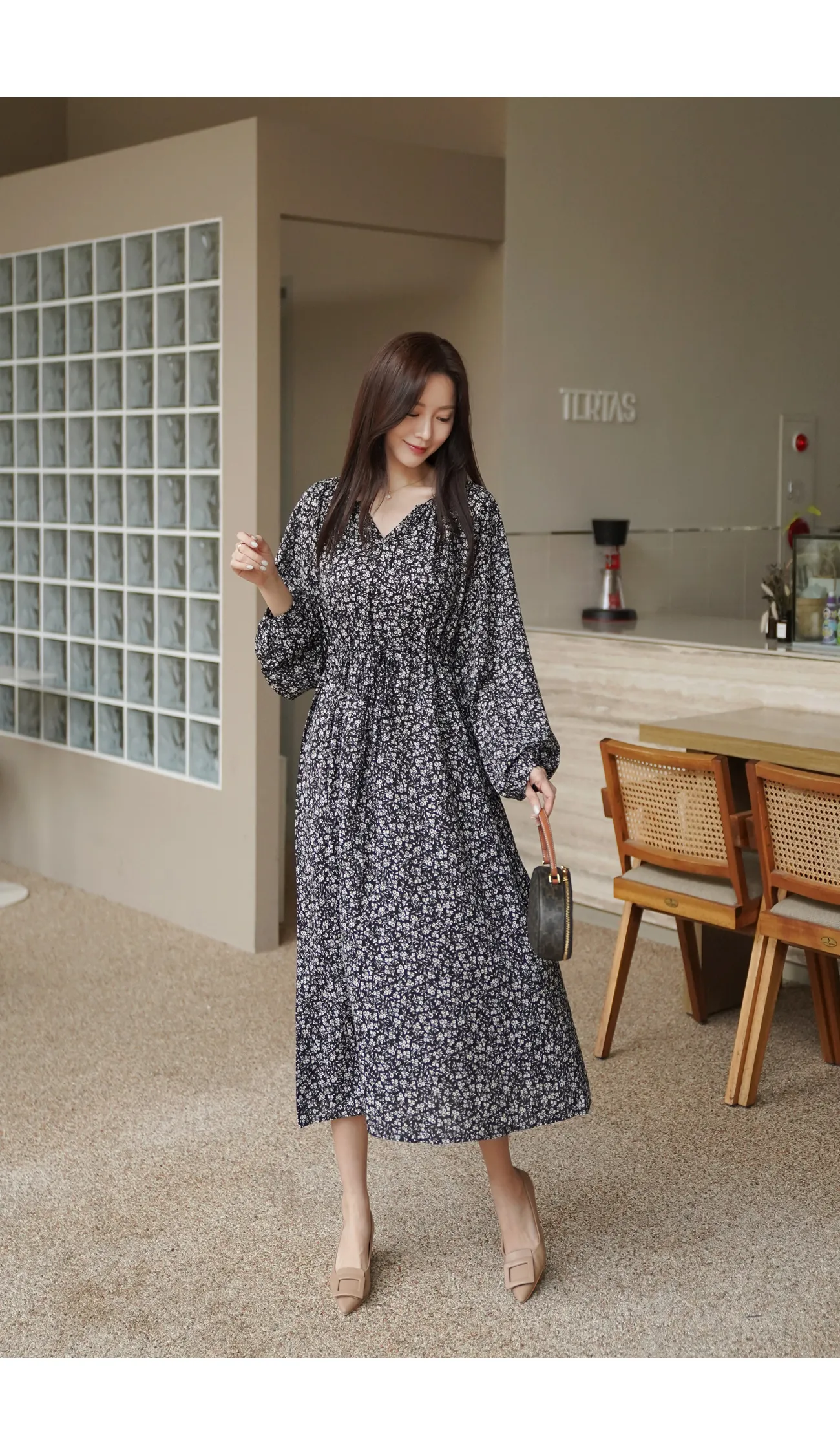 スリットネックフラワーロングワンピース | レディースファッション通販 - DHOLIC