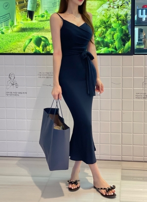 ストラップキャミマーメイドワンピース | レディースファッション通販 - DHOLIC