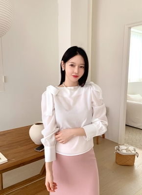 ショルダーリボンブラウス | レディースファッション通販 - DHOLIC