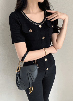 チェーンネックゴールドボタン半袖ニット | レディースファッション通販 - DHOLIC